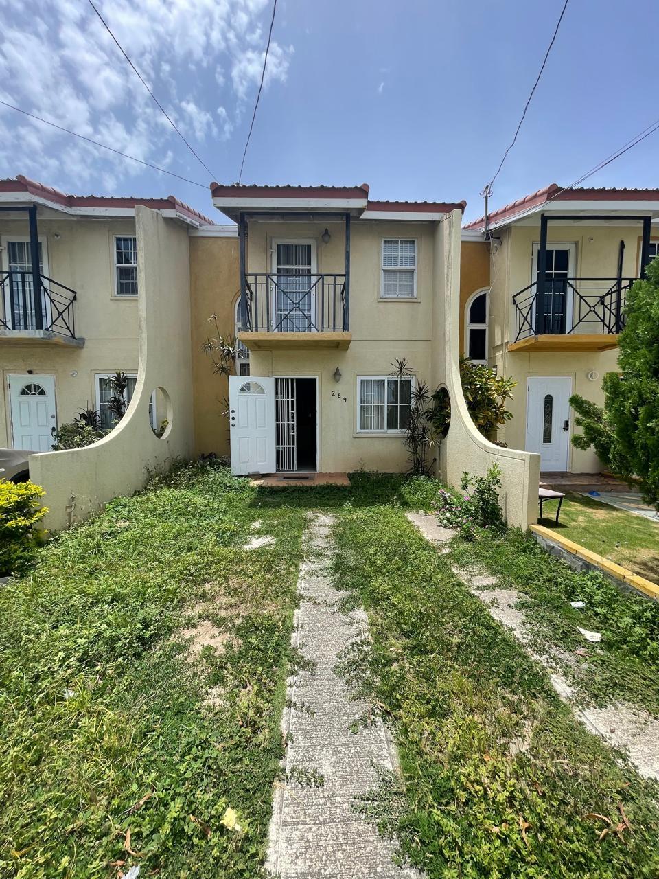 Townhouse For Rent: PORTMORE COUNTRY CLUB, Portmore Country Club ...