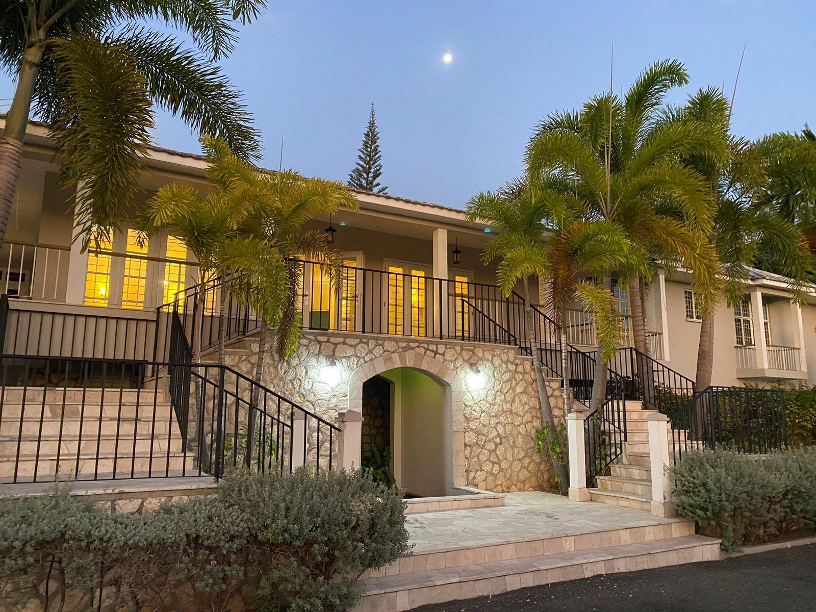 House For Sale: PLYMOUTH WAY, Kingston 6 | $1,850,000 | Keez