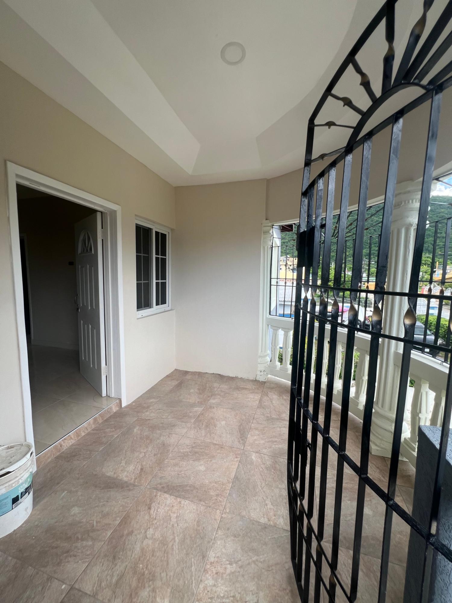 House For Rent: 15A BENBOW CREST, KGN 20, Kingston 20 | $150,000 | Keez