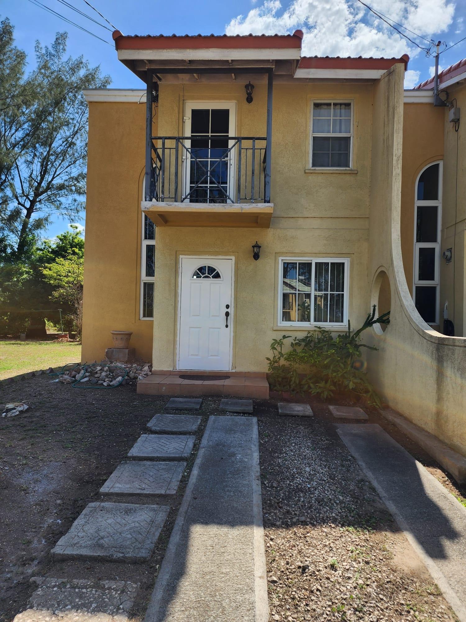 Townhouse For Rent: PORTMORE COUNTRY CLUB, Portmore Country Club ...