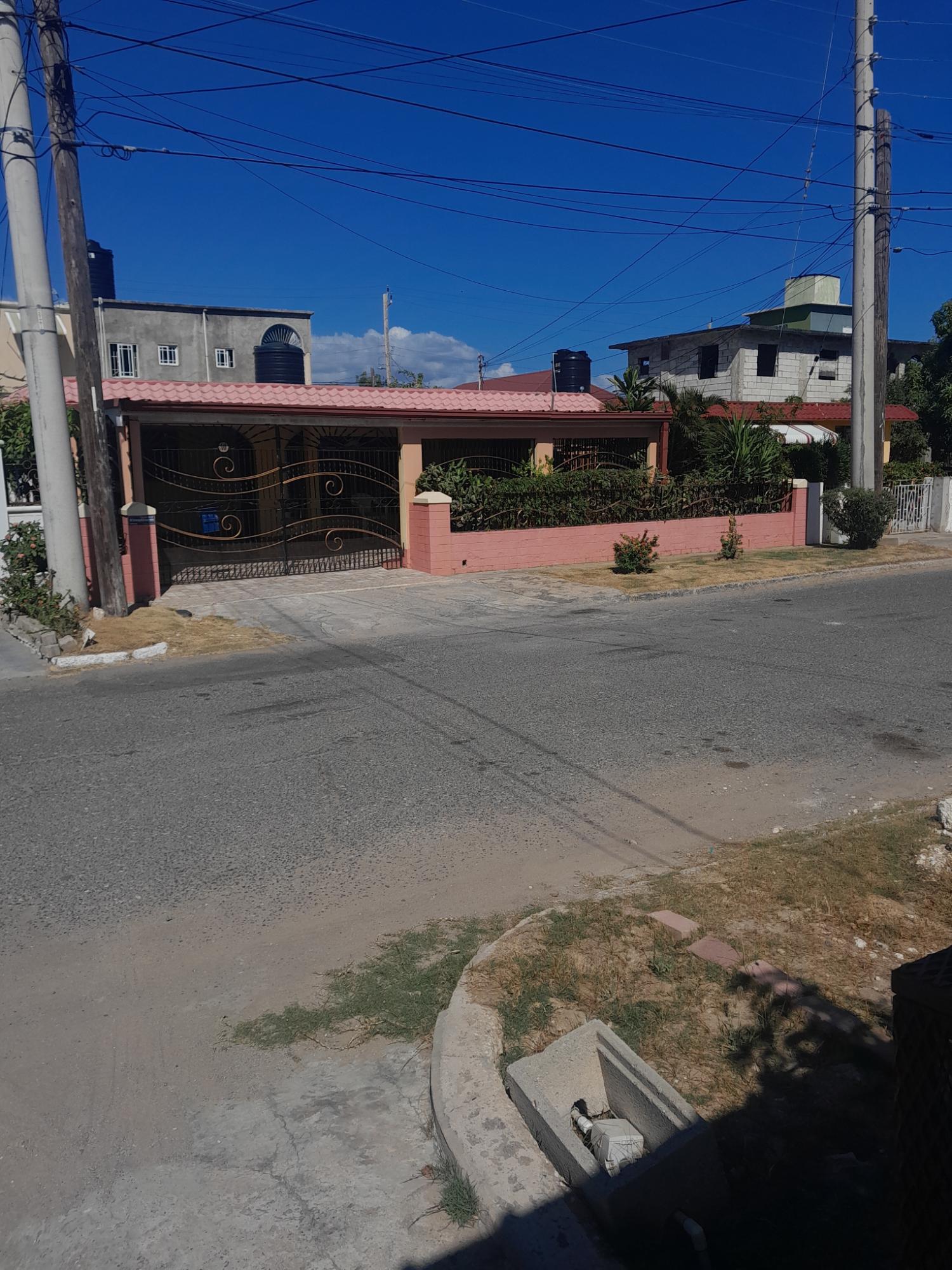 House For Sale: SPRING CRESCENT, Bridgeport | $28,000,000 | Keez