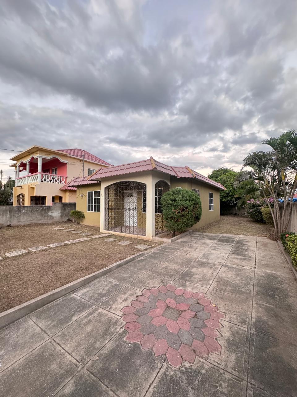 House For Sale: VERNON AVENUE, Morris Meadows | $25,500,000 | Keez