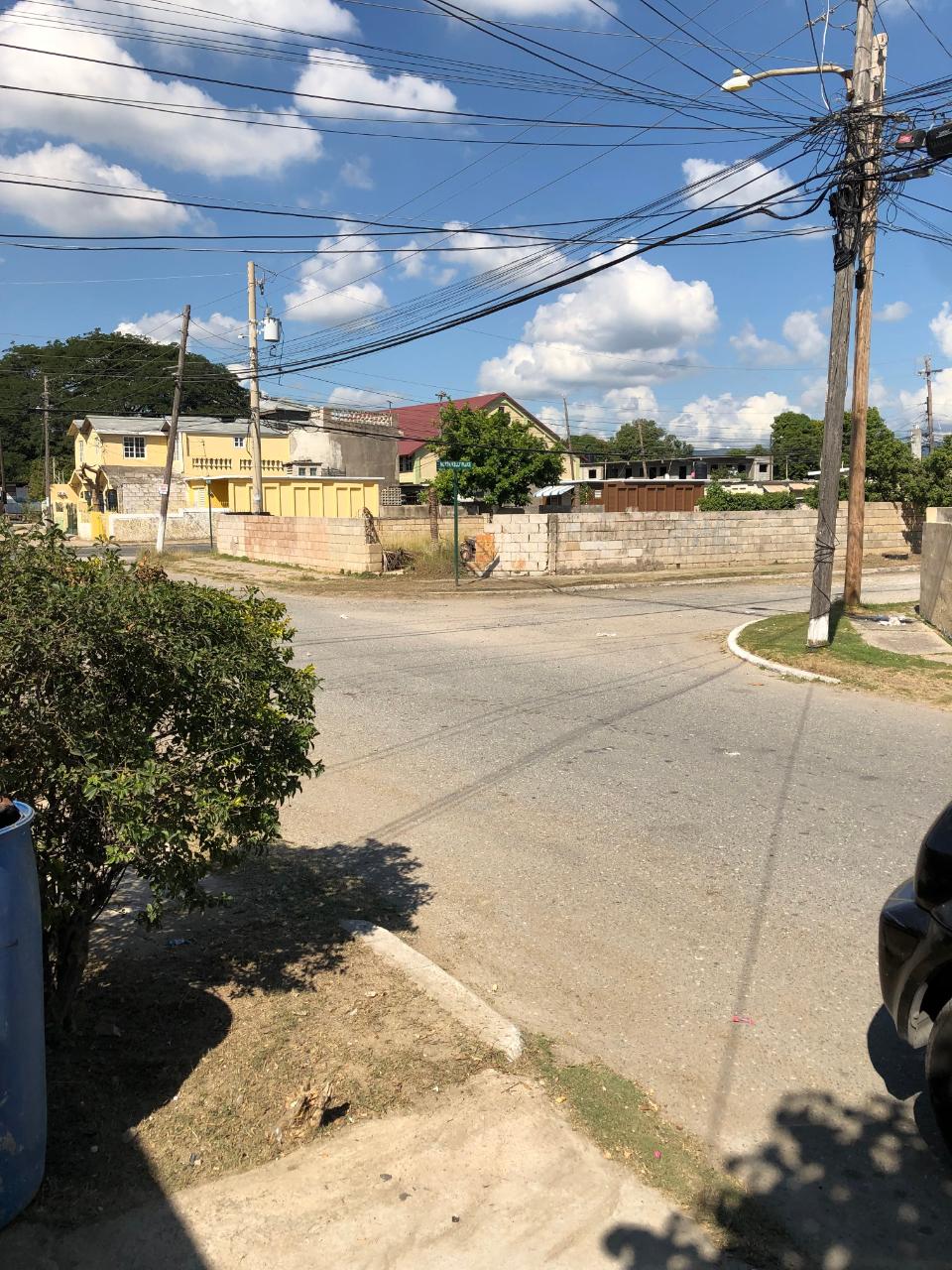 House For Sale: 51 N EDGEWATER PORTMORE, Bridgeport | $16,500,000 | Keez