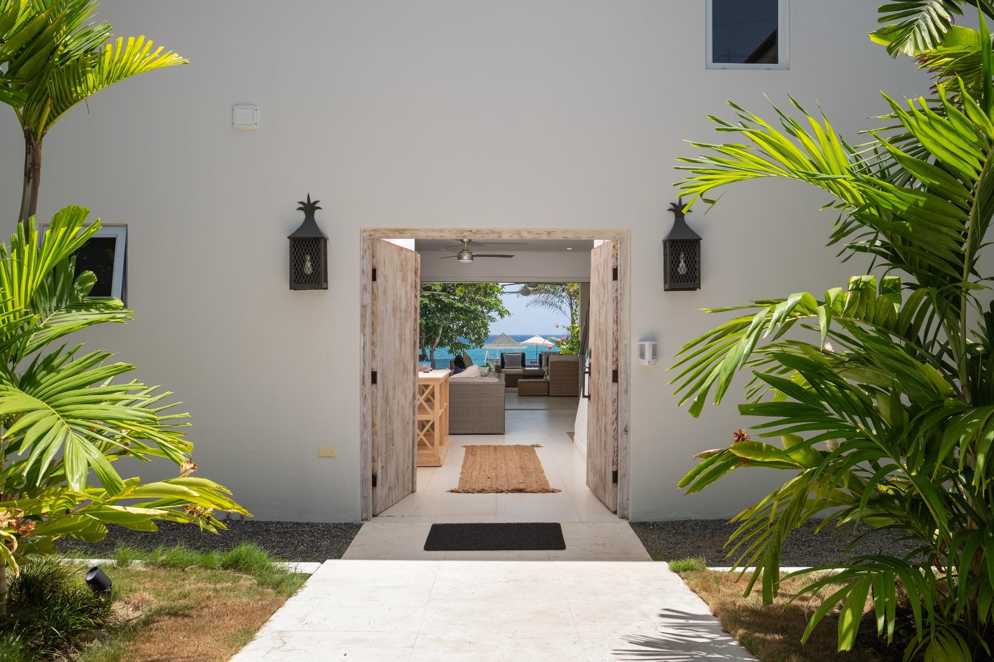 Resort / Villa For Rent: TOWER ISLE MAIN ROAD, Tower Isle | $30,000 | Keez