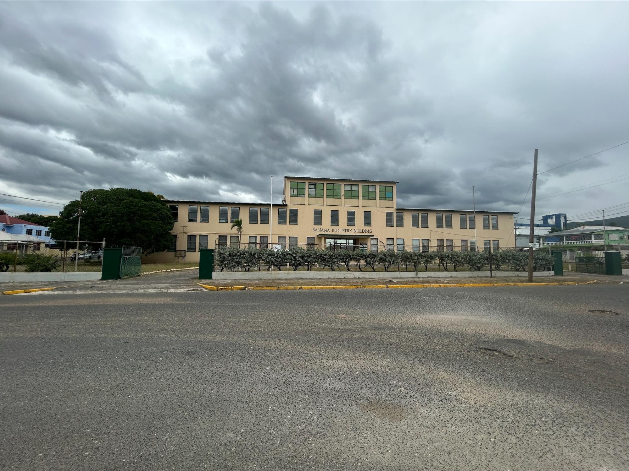 Offices / Commercial Bldg For Rent: RUM LANE, Downtown Kingston | $300 ...