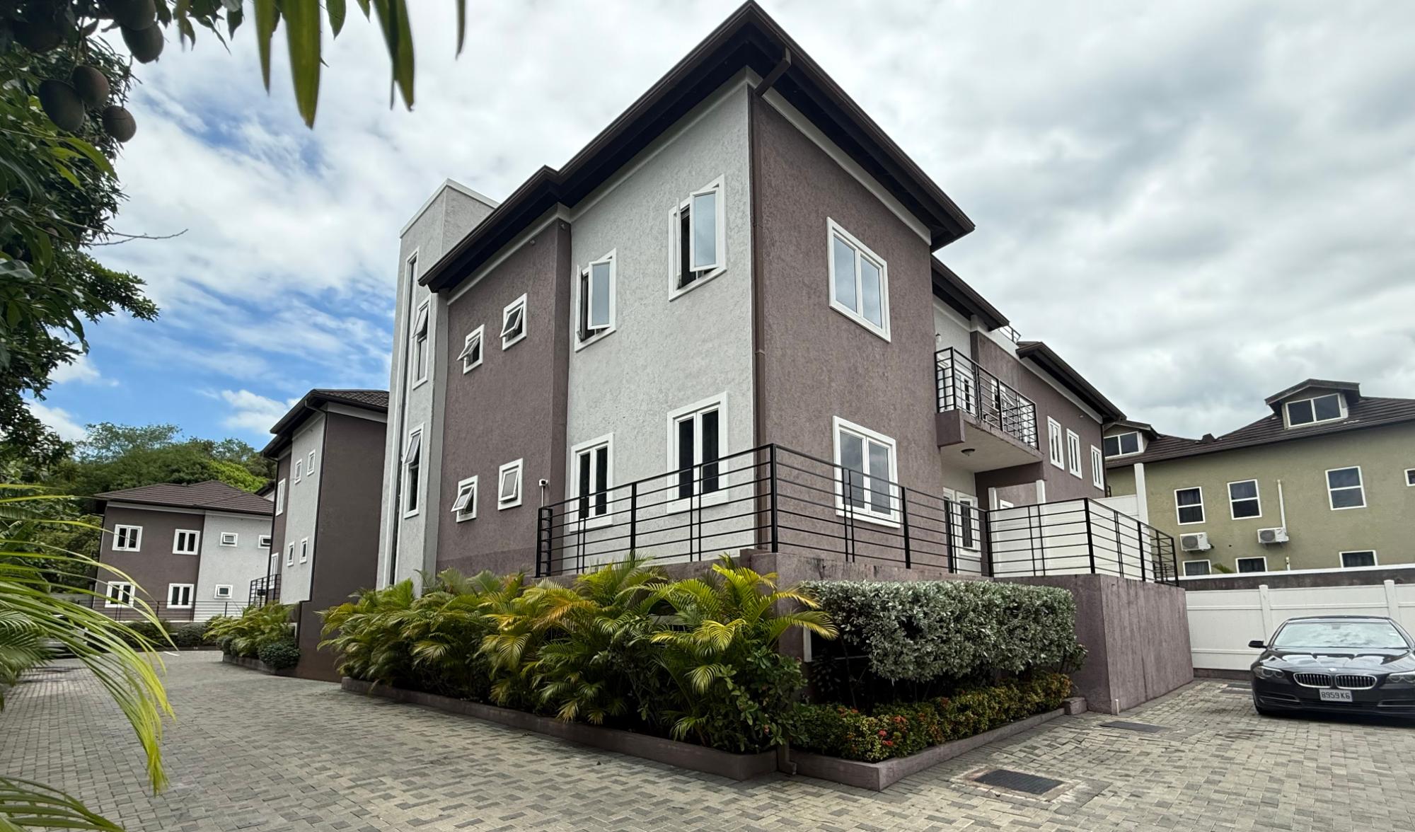 Resort / Villa For Rent: GROSVENOR TERRACE, Kingston 9 | $1,650 | Keez