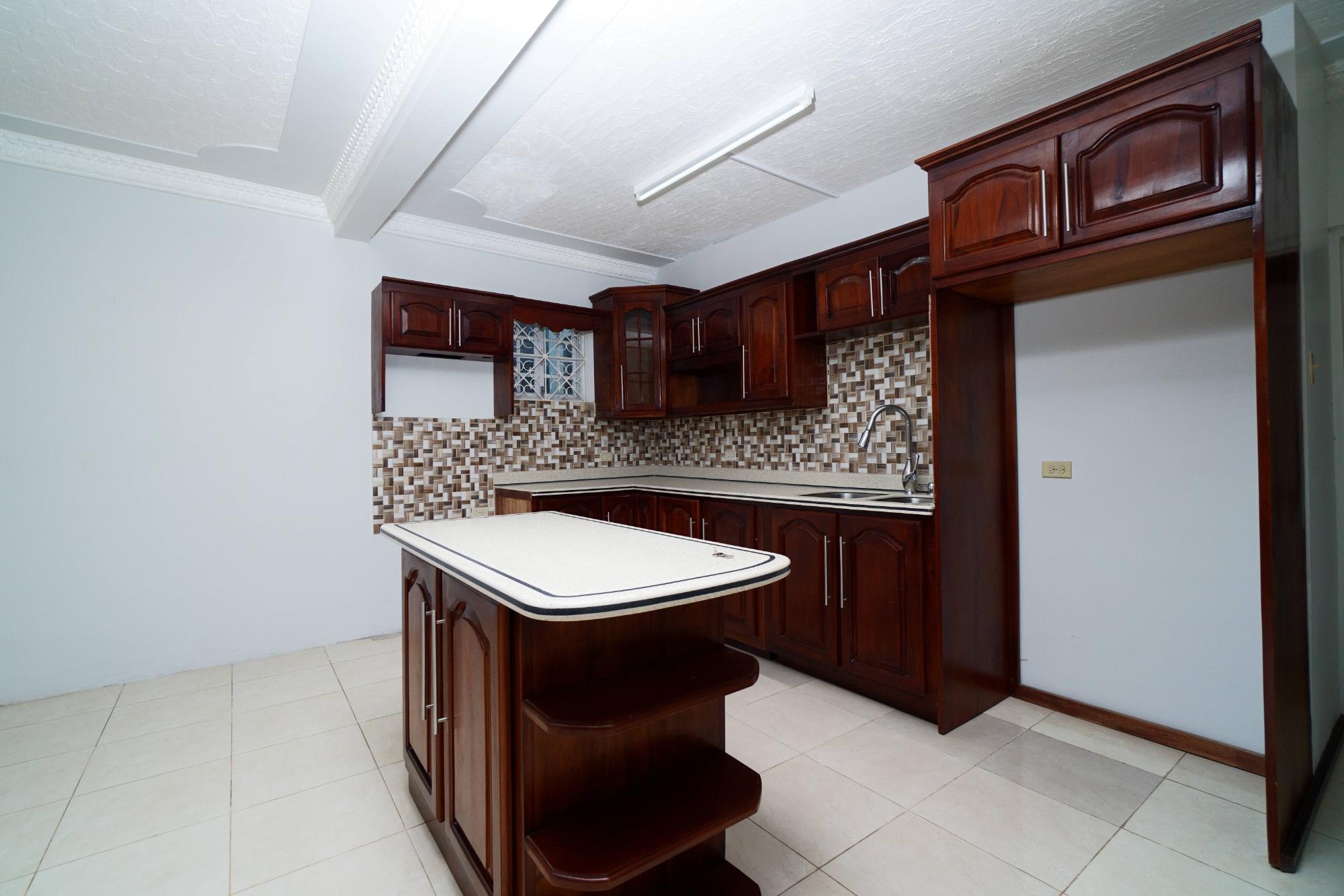 Apartment For Rent: MORNINGSIDE DRIVE, Kingston 19 | $1,200 | Keez