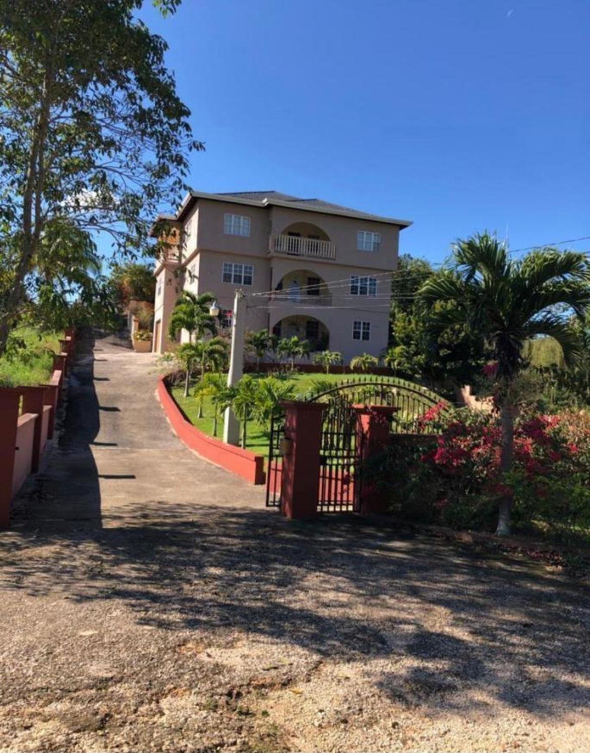 House For Sale: KNOWLES ROAD, MANDEVILLE, Mandeville | $68,000,000 | Keez