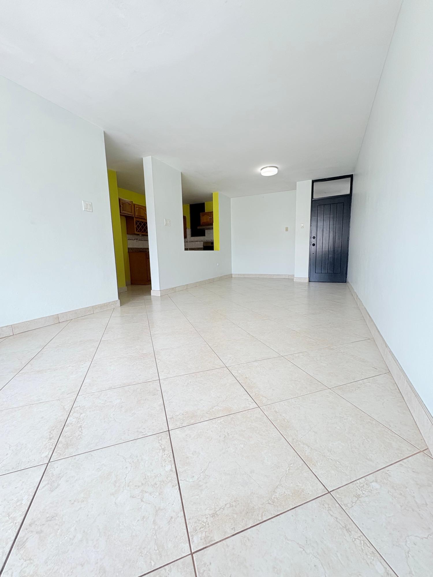 Apartment For Rent: CONSTANT SPRING ROAD, Kingston 8 | $140,000 | Keez