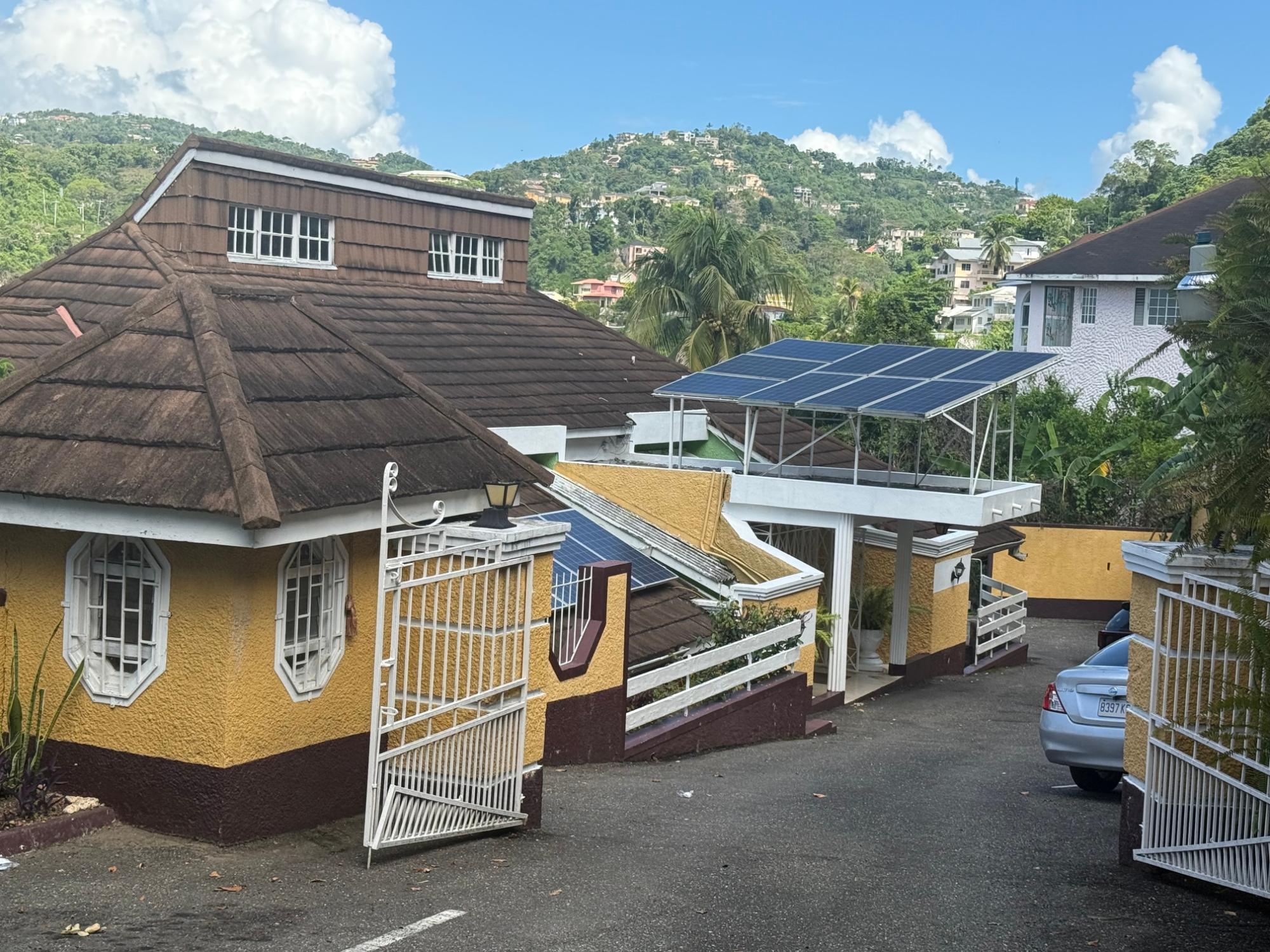 Apartment For Rent: NORBROOK DRIVE, KINGSTON, Constant Spring P.O ...