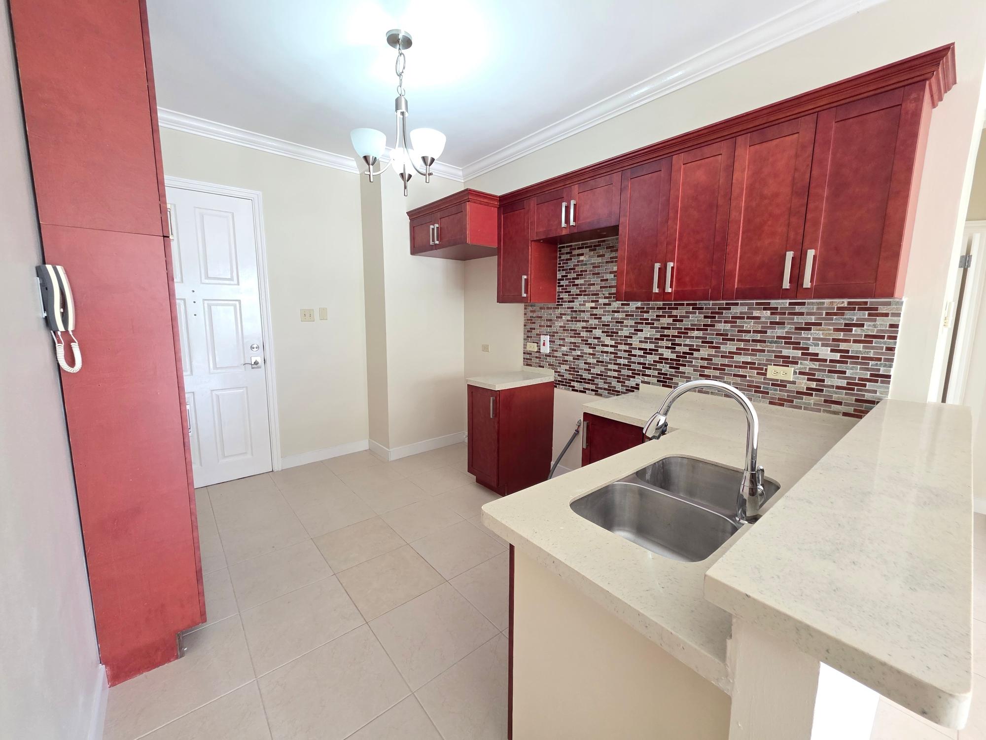 Apartment For Rent: GRAHAM HEIGHTS, Kingston 8 | $160,000