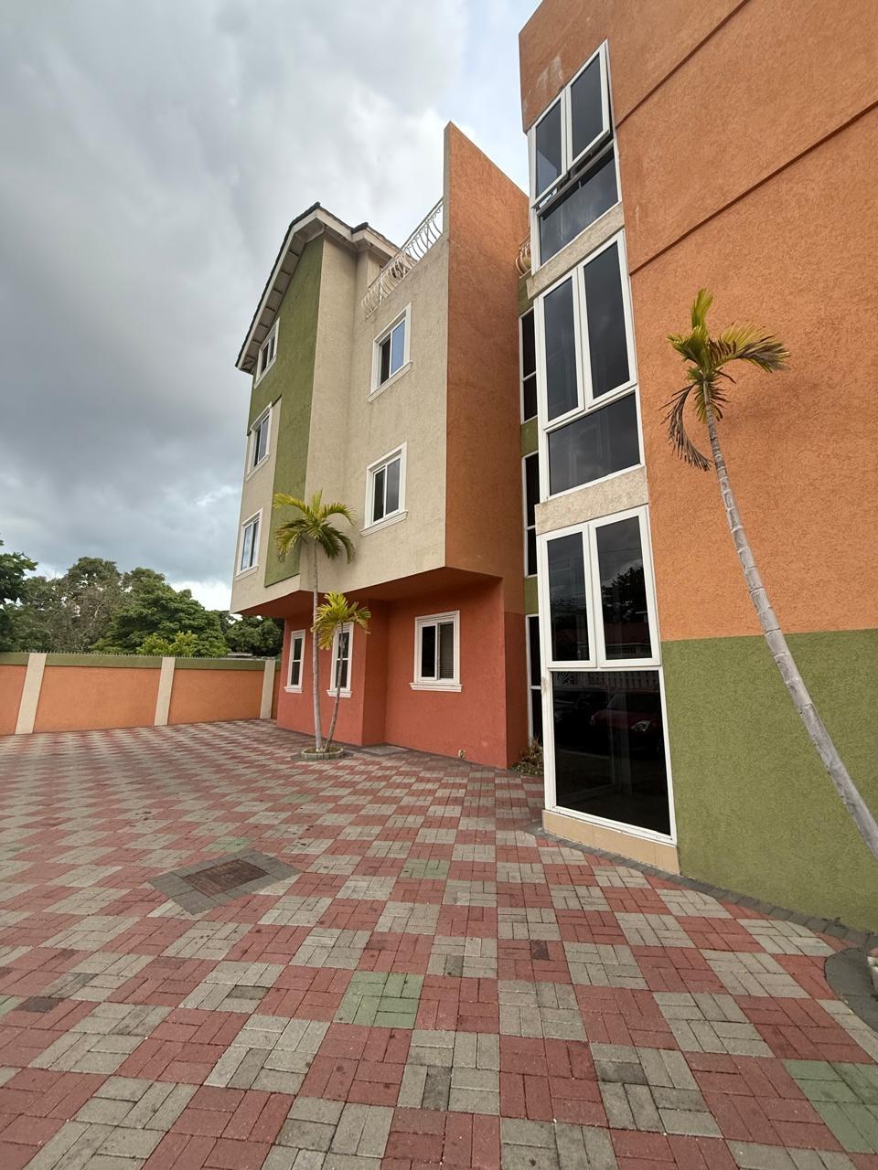 Apartment For Rent: PLANTATION SPRINGS, Kingston 20 | $120,000 | Keez