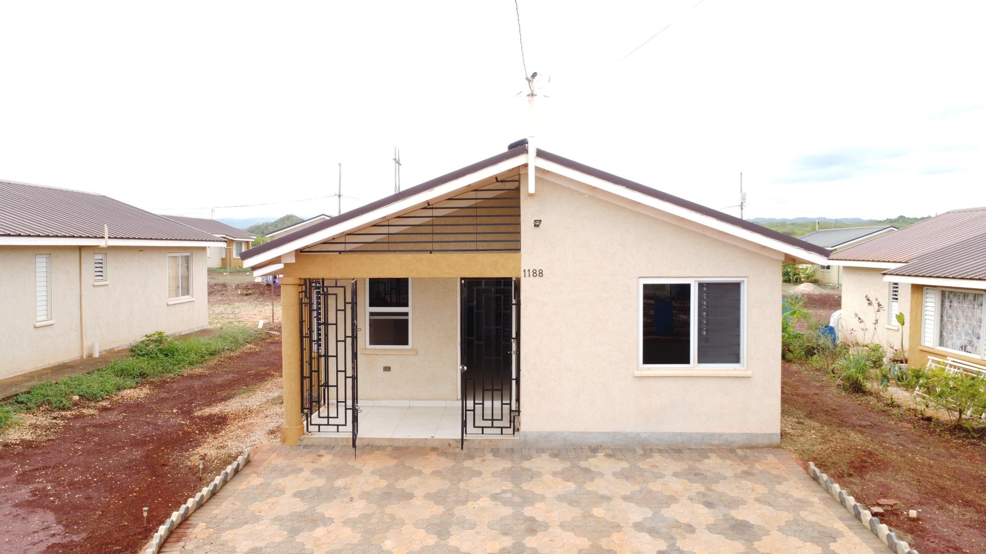 House For Rent: SILVERSUN ESTATE, Spanish Town | $80,000 | Keez