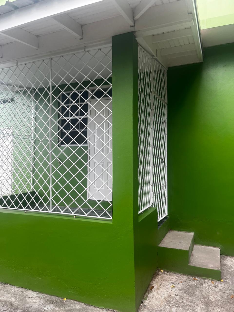 House For Rent: EDAM DRIVE, Kingston 8 | $120,000 | Keez