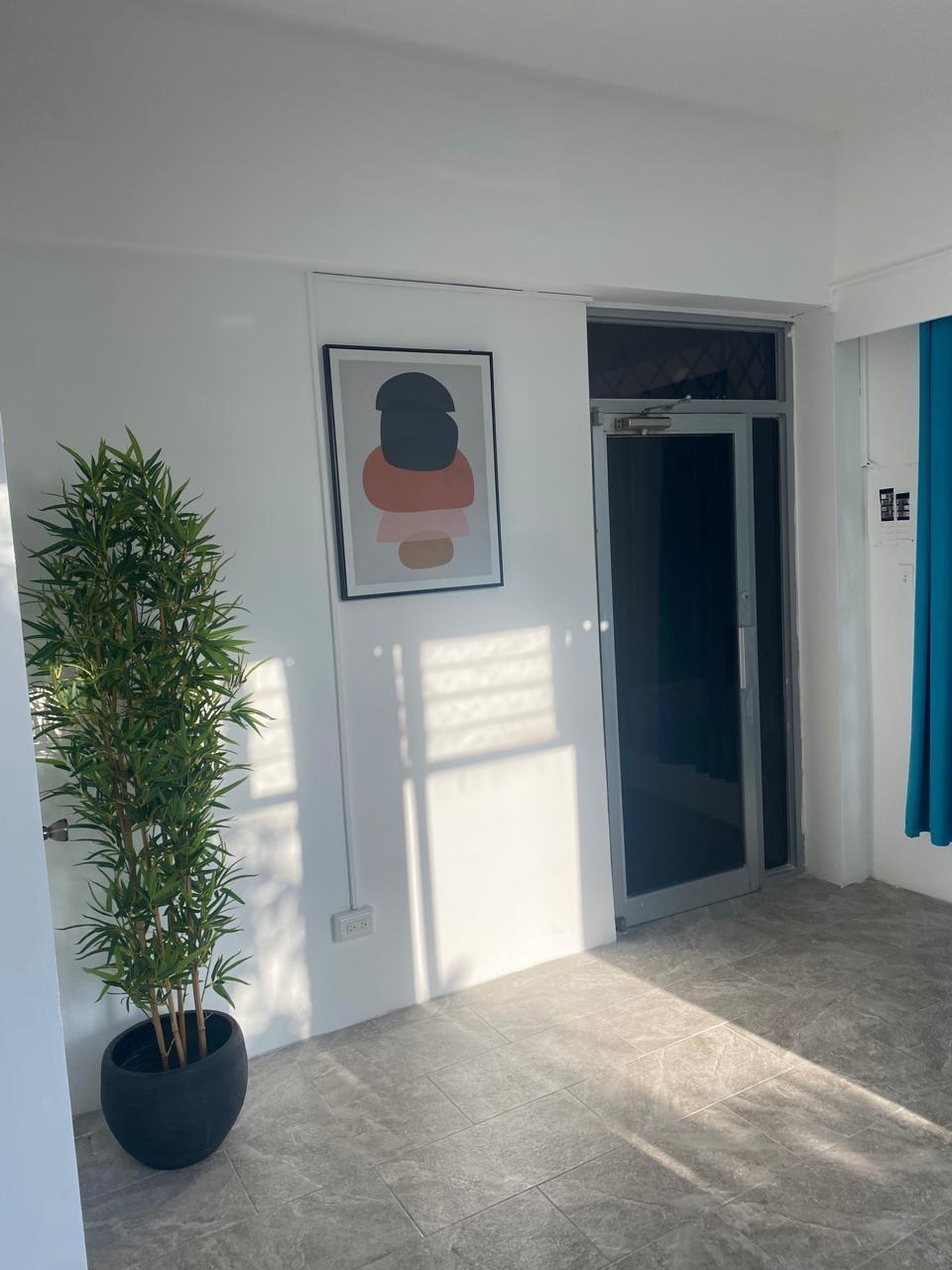 Offices / Commercial Bldg For Rent: CONSTANT SPRING ROAD (PRI, Constant ...