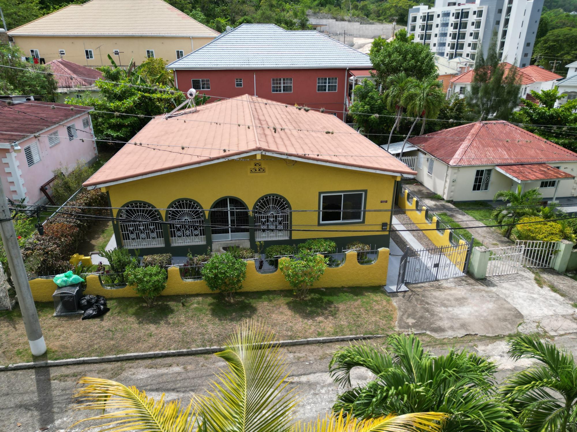 House For Sale: BROOK GREEN DR, Ocho Rios | $43,000,000 | Keez