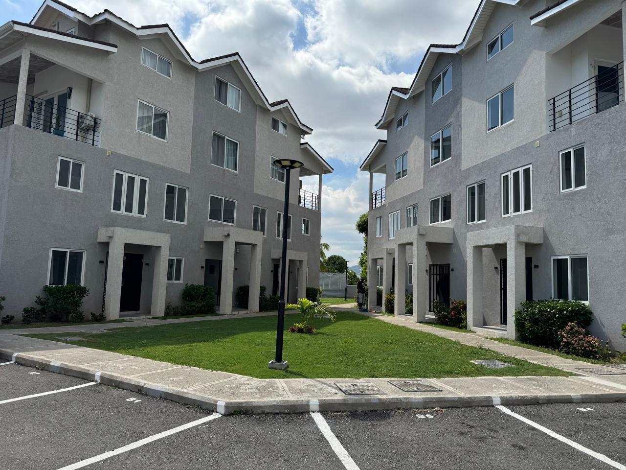 Apartment For Rent: SHORTWOOD ROAD, Kingston 8 | $950 | Keez