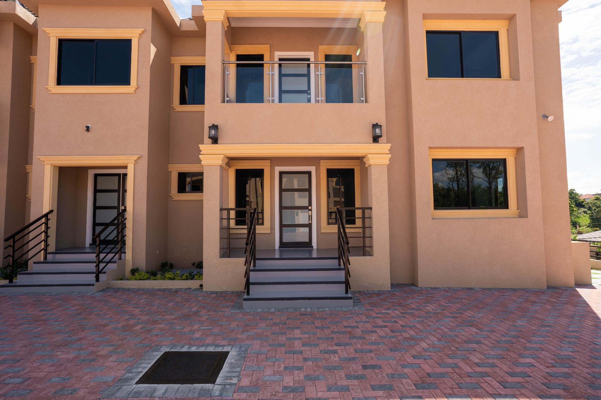 Apartment For Sale: COKE DRIVE, MANDEVILLE, M, Mandeville | $75,000,000 | Keez