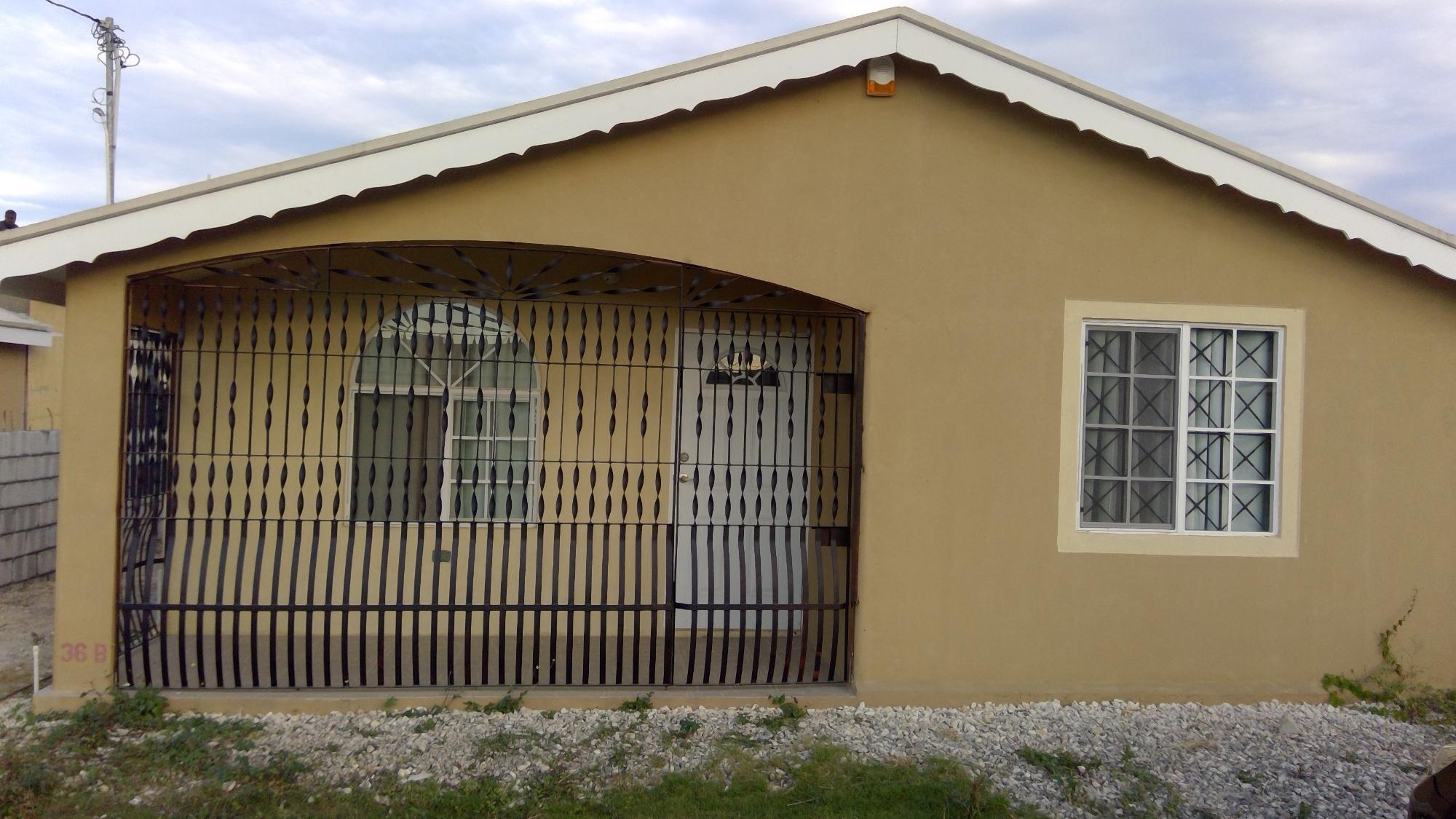 House For Rent: CALABASH PLACE, Montego Bay | $900 | Keez