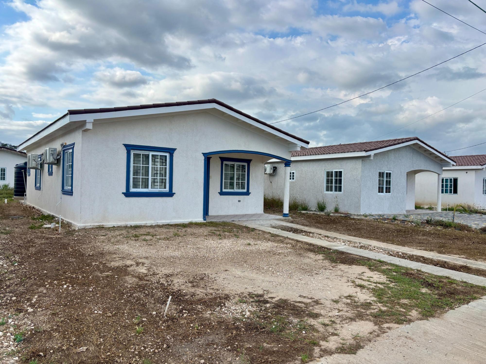 House For Rent: ROYAL PINES, Portmore Pines | $110,000 | Keez